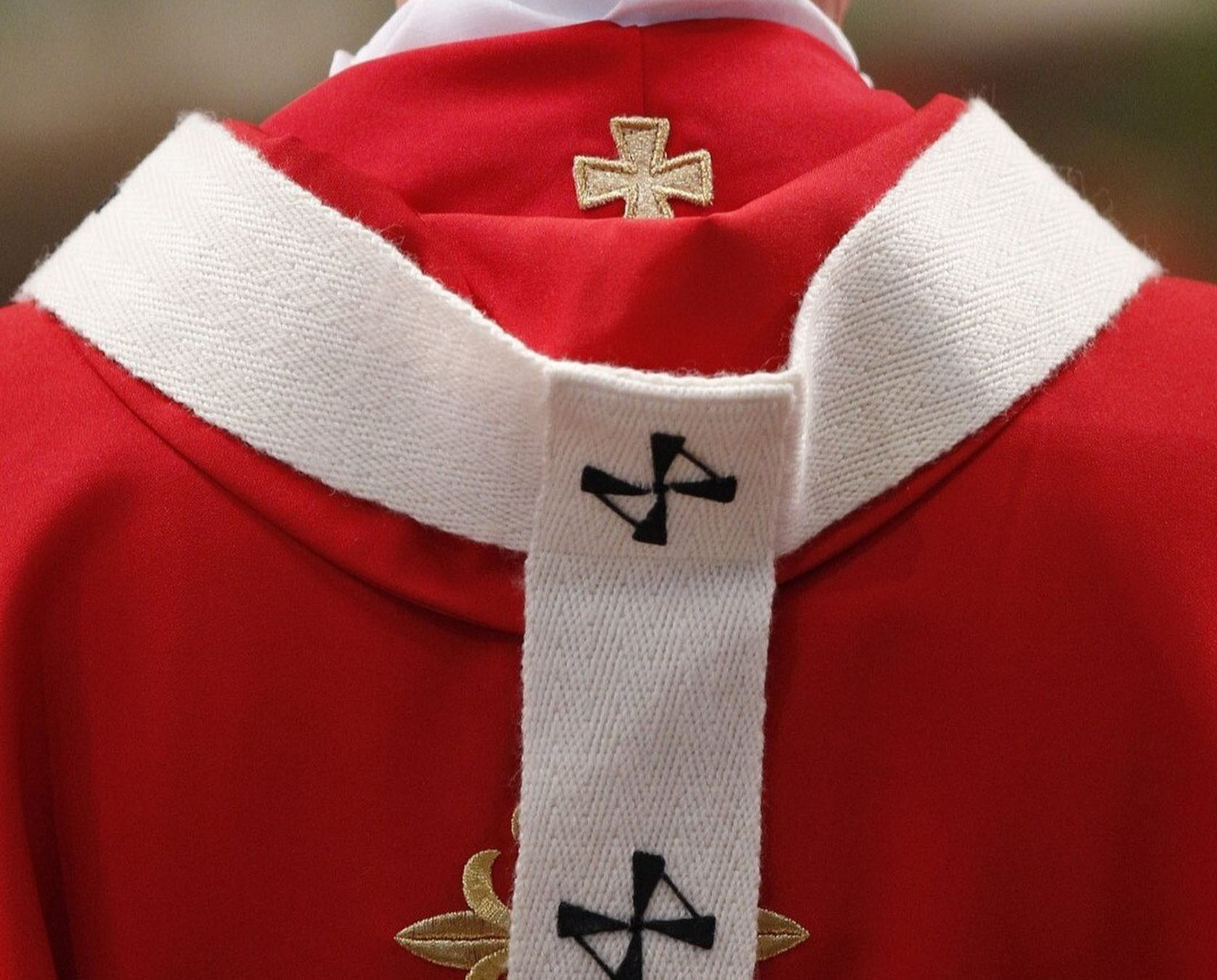 Pallium Mass Scheduled for June 29 - Archdiocese of Kansas City in Kansas
