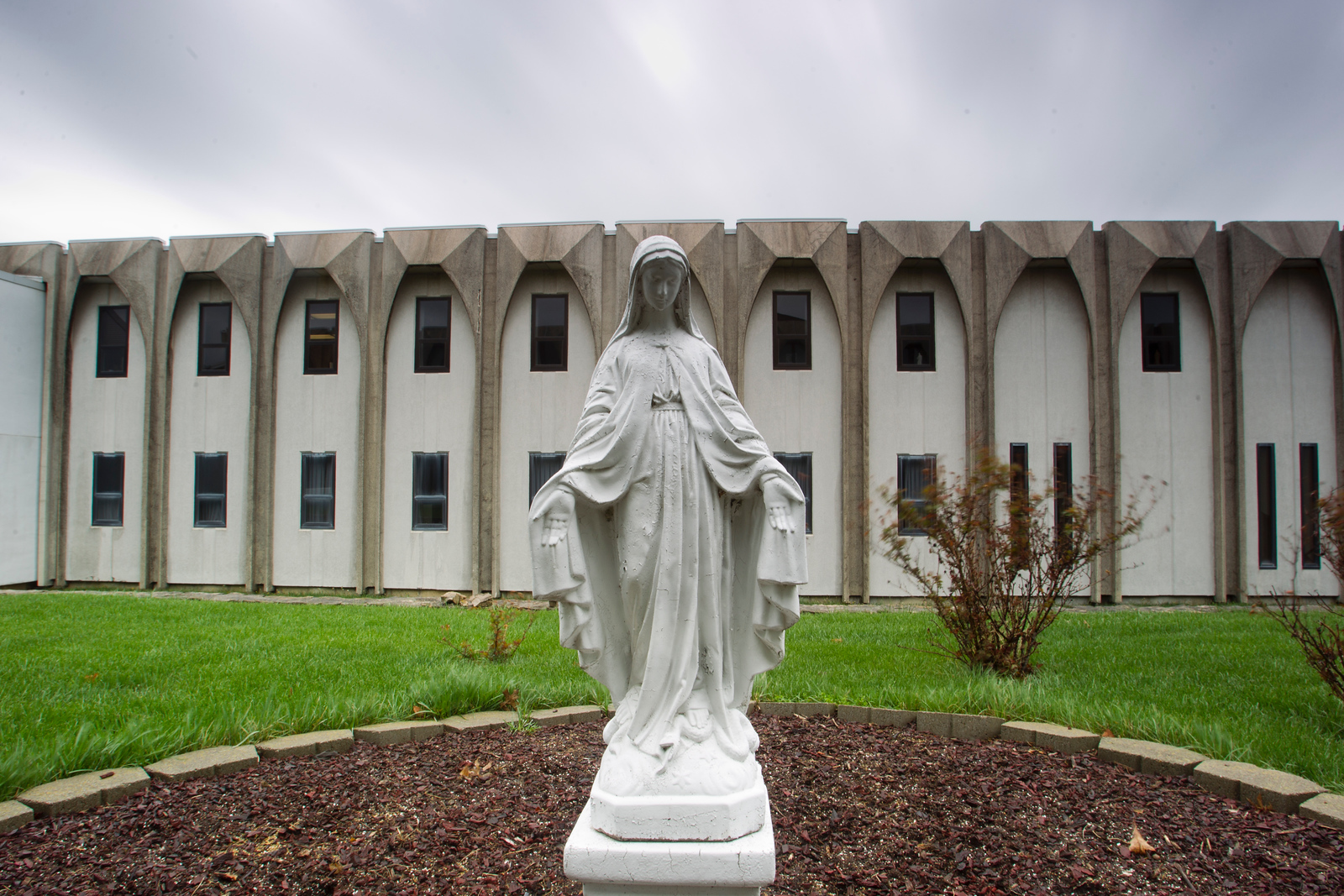 Phil Baniewicz restricted from all ministry in Archdiocese of Kansas ...